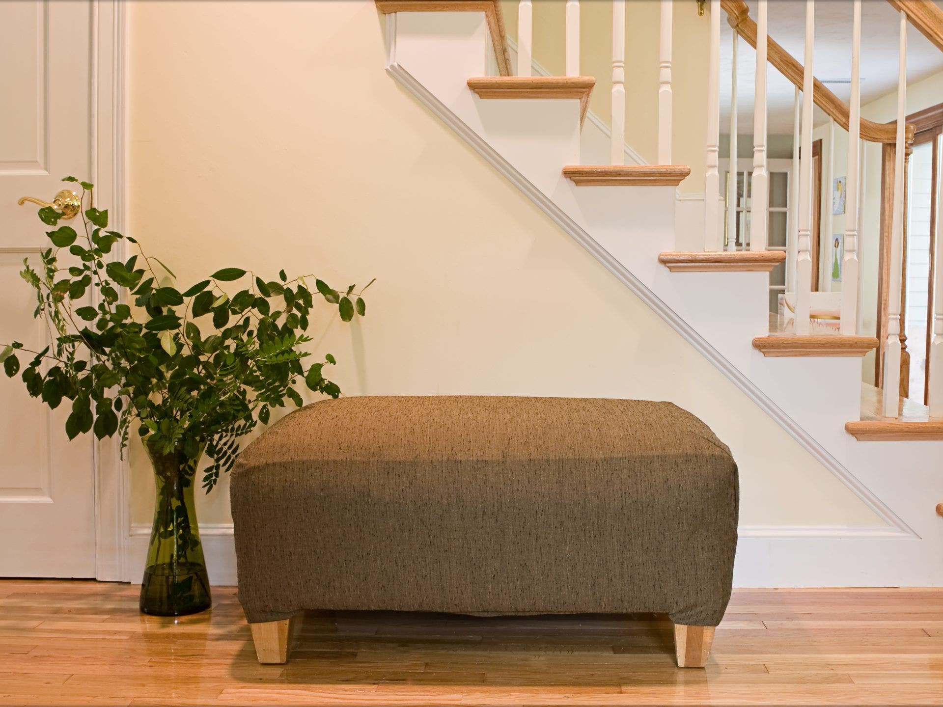 Are You Entertained? 12 Ways to Effectively Arrange Your Rec Space ...